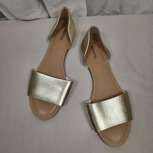 Merona | Shoes | Merona Gold Faux Leather Dorsay Flat Sandals Womens 85 ...